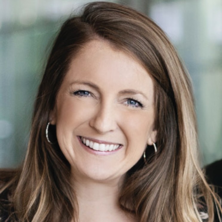 Learn From the Best: Lyndsay Martin educates next generation of social ...